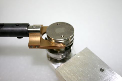 one_inch_sample_puck_docking | RBD TechSpot